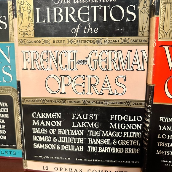Crown Publishers | Accents | The Authentic Librettos Opera Book Set 938 ...